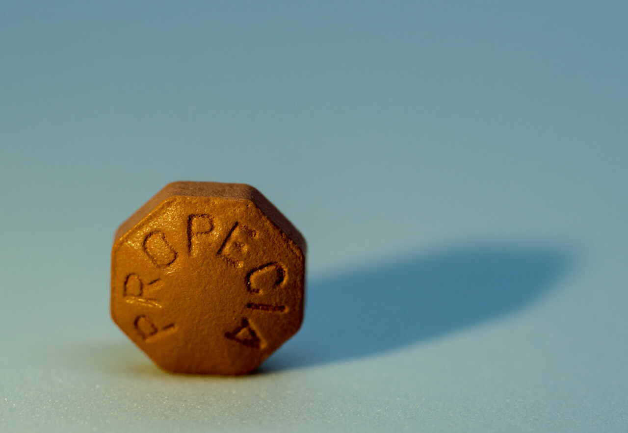 How much does Finasteride cost? Pills vs topical cost